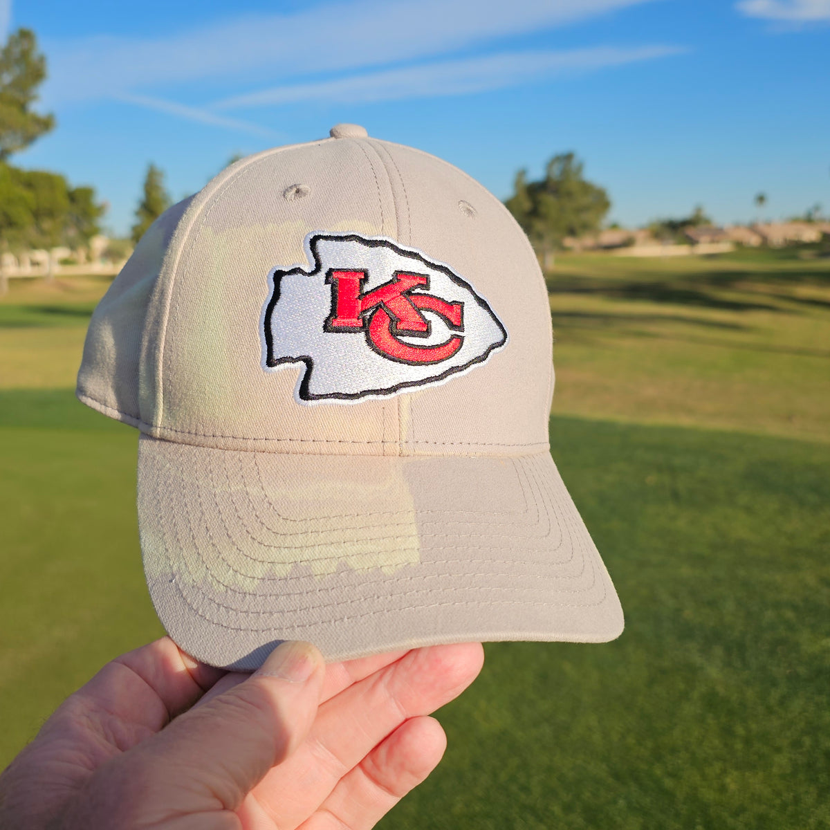 How to apply Hat Saver Spray for Long-Lasting Hat Protection – HatSaver